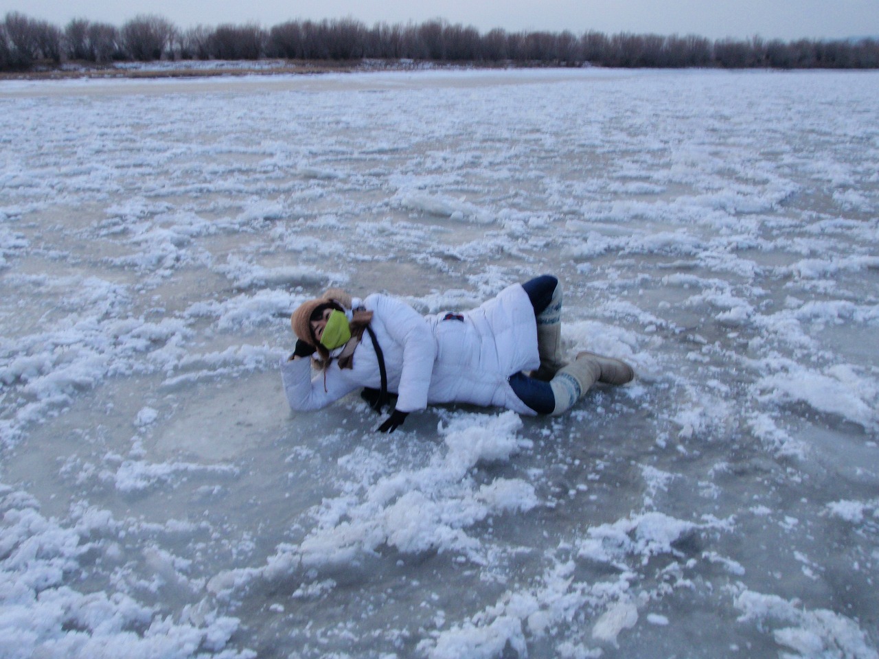 The movie of A Mongolian river freezing over.｜着物アクティビティ 川道商店 大分